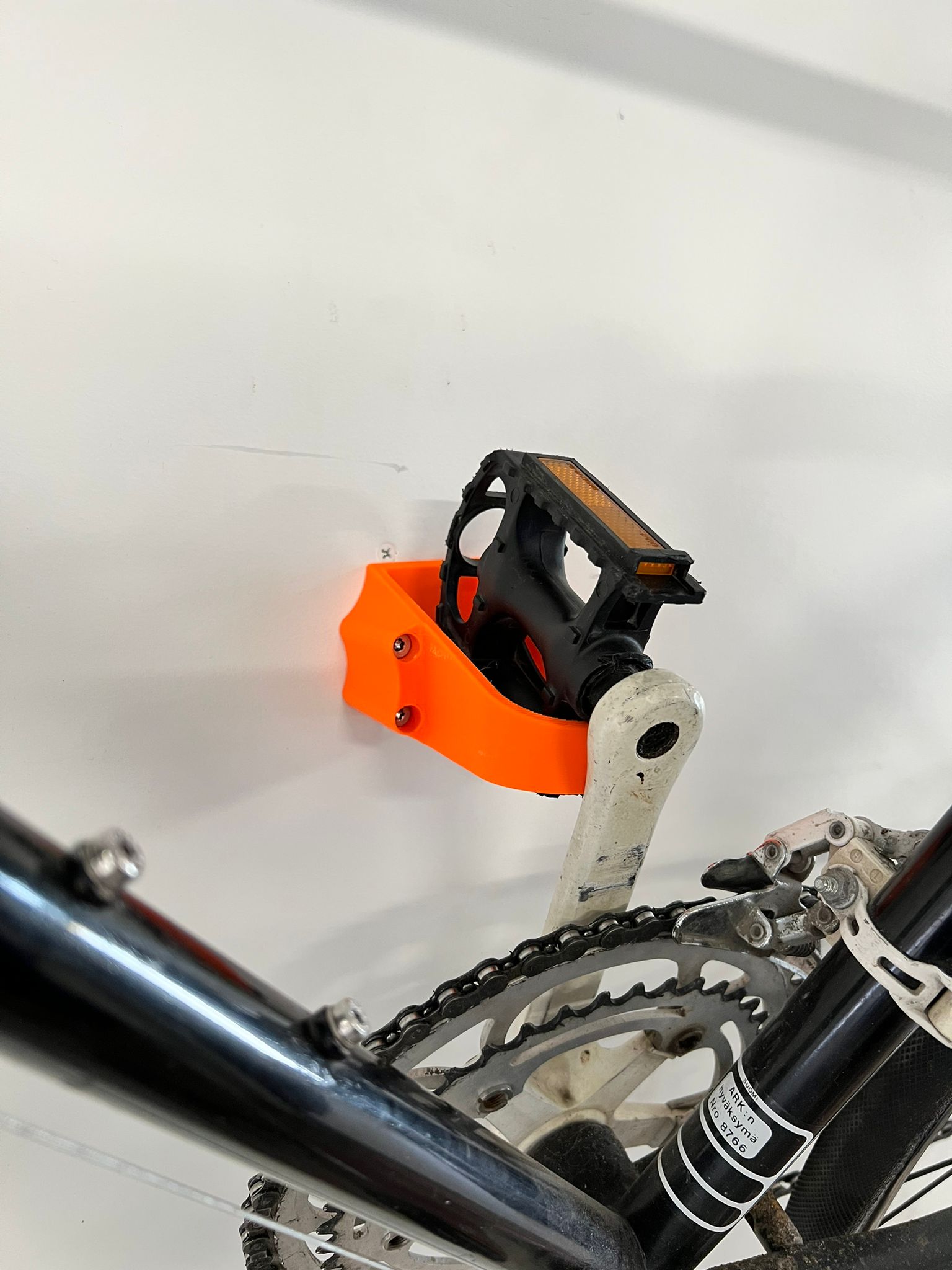 STL file Bike wall mount 📱 ・3D printing design to download・Cults