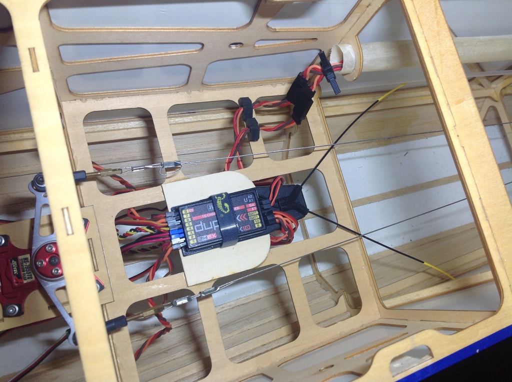 🚁 Jeti REX10 Receiver mount plate・Free 3D File for ・Cults