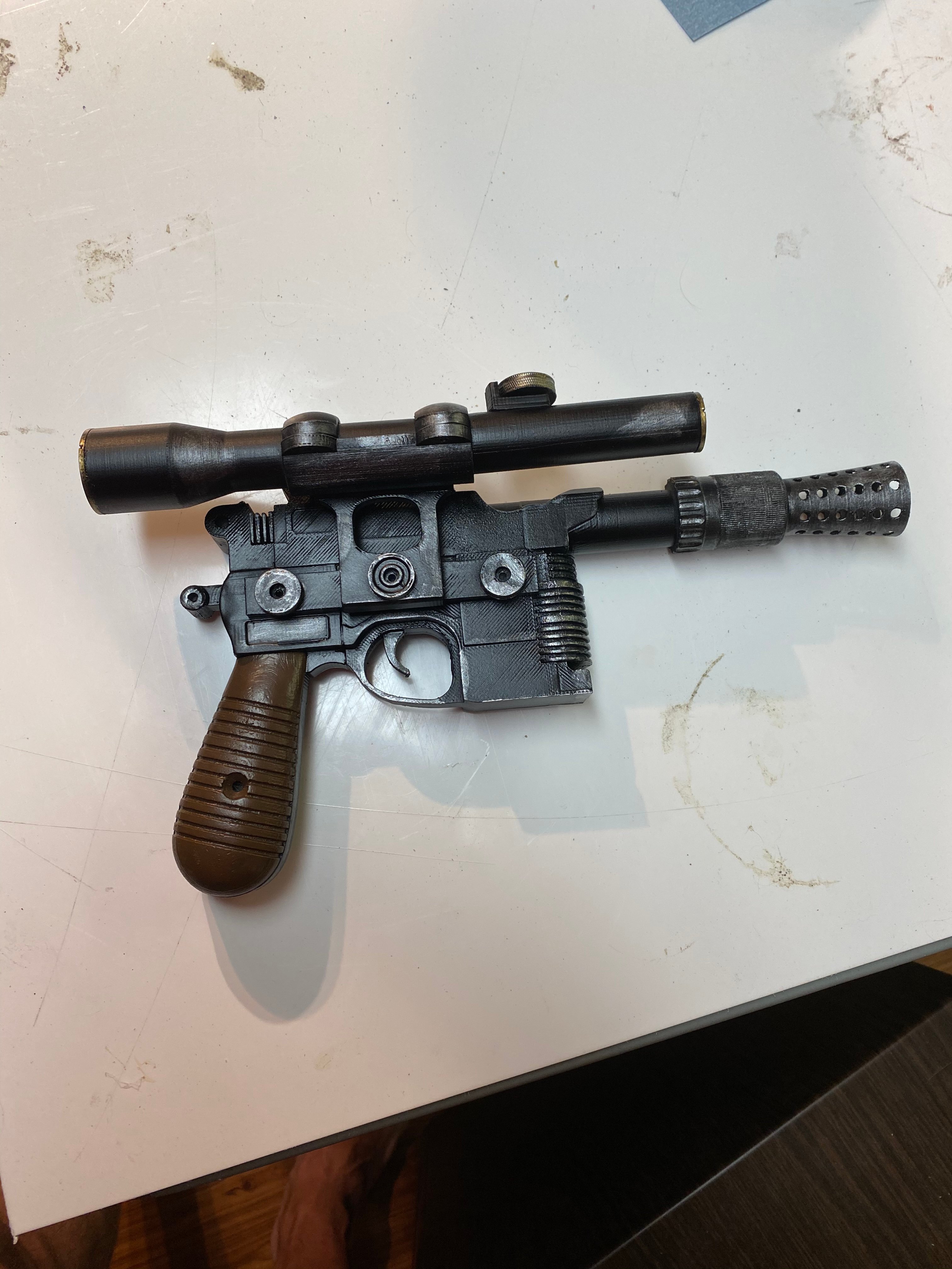 3D printable Han Solo Blaster (DL-44)・Cults