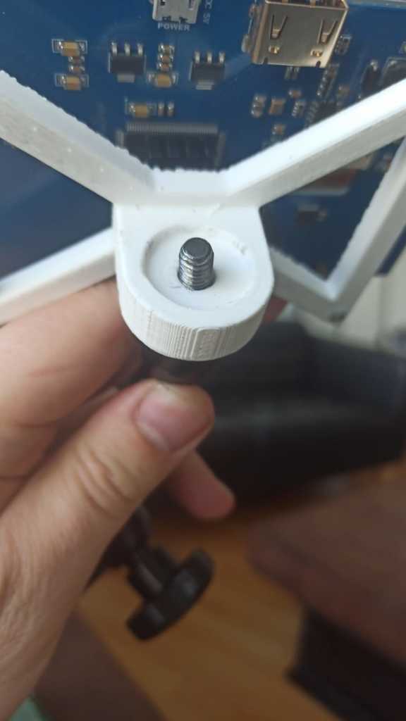 Free 3D file waveshare 5 inch LCD mount for magic arm 🪄 ・Model to ...