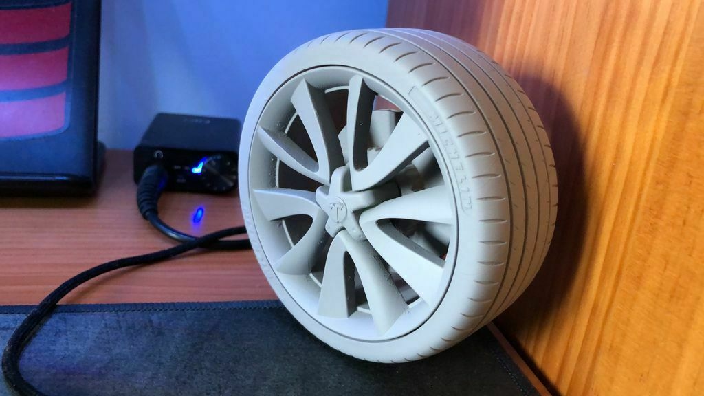 🗿 Tesla Model 3 turbine statue・Free 3D File for ・Cults