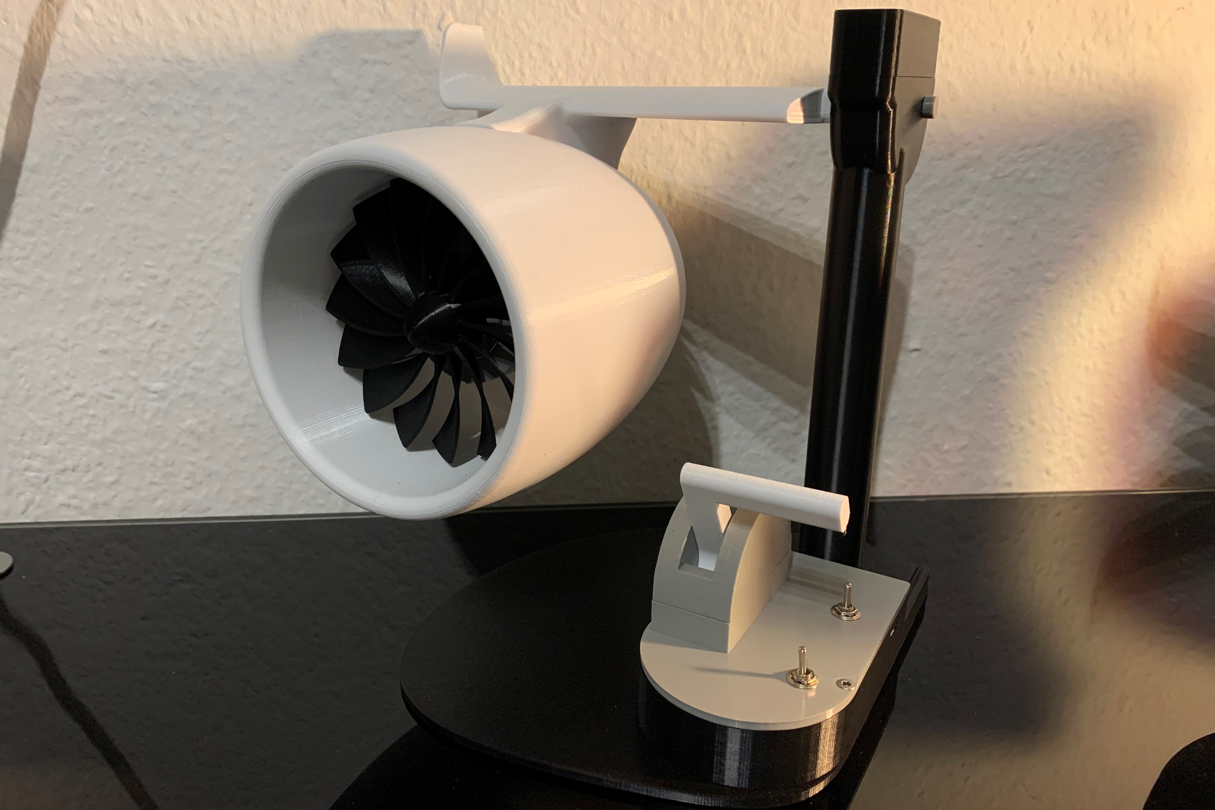 💾 USB Desktop Turbine - JetFan・ 3D File for 3D printing・Cults