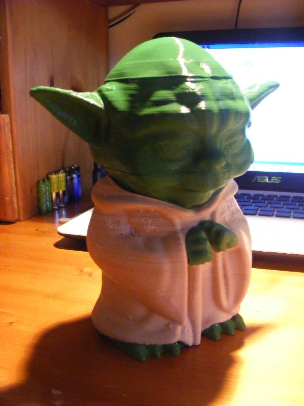 3D printed Mini Yoda MultiColor Remix・Cults