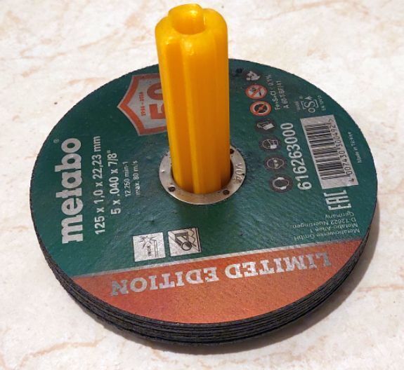 Free 3D file Stand for 115 and 125 mm grinding discs 📦 ・3D printing ...