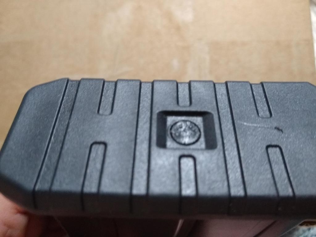 Free STL file VR60 VR80 Magazine plate 👽・3D printing template to ...