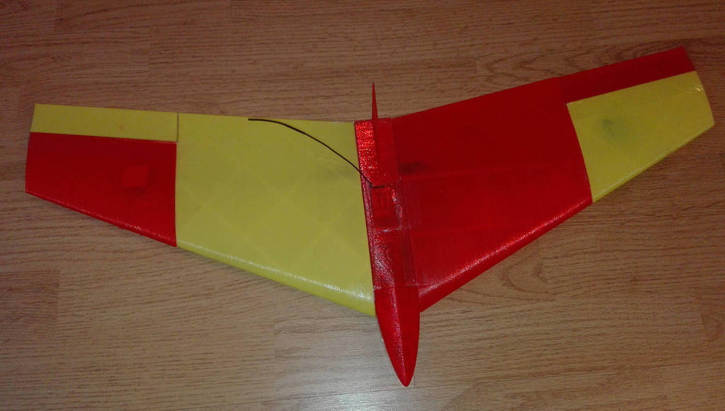 Free STL file SPEEDY - a 3D-printable RC-Flying-Wing 🚁 ・3D printable ...