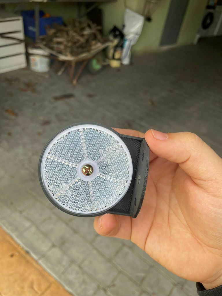 Free 3D file Trailer Reflector 🚐 ・3D printing idea to download・Cults