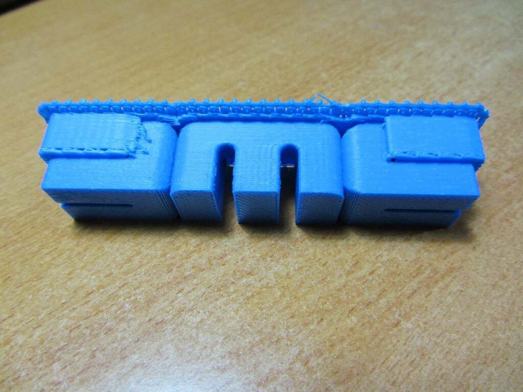 3D printing DMC Logo 3D・Cults