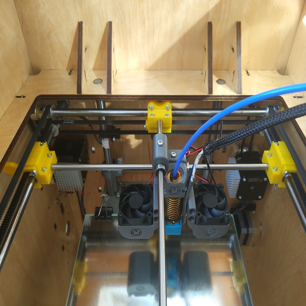 Free 3D file Ultimaker block for 8x11x30 and 6mm cross shafts ・3D ...