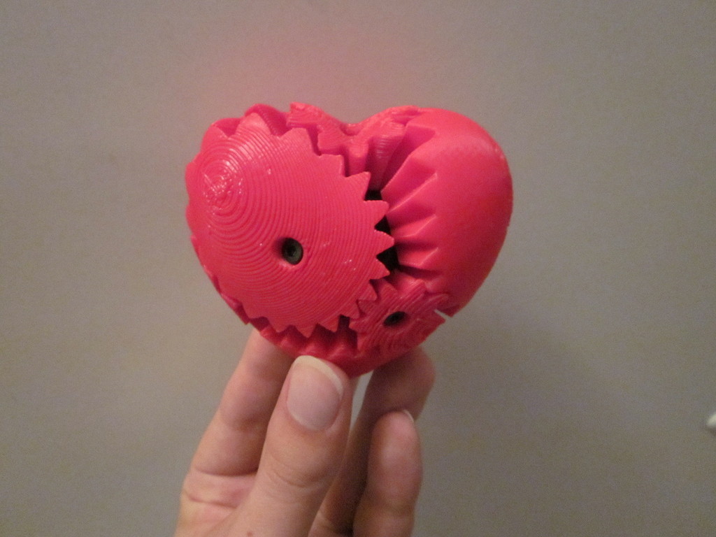 Free 3D file Heart Gears 💜 ・3D printable object to download・Cults