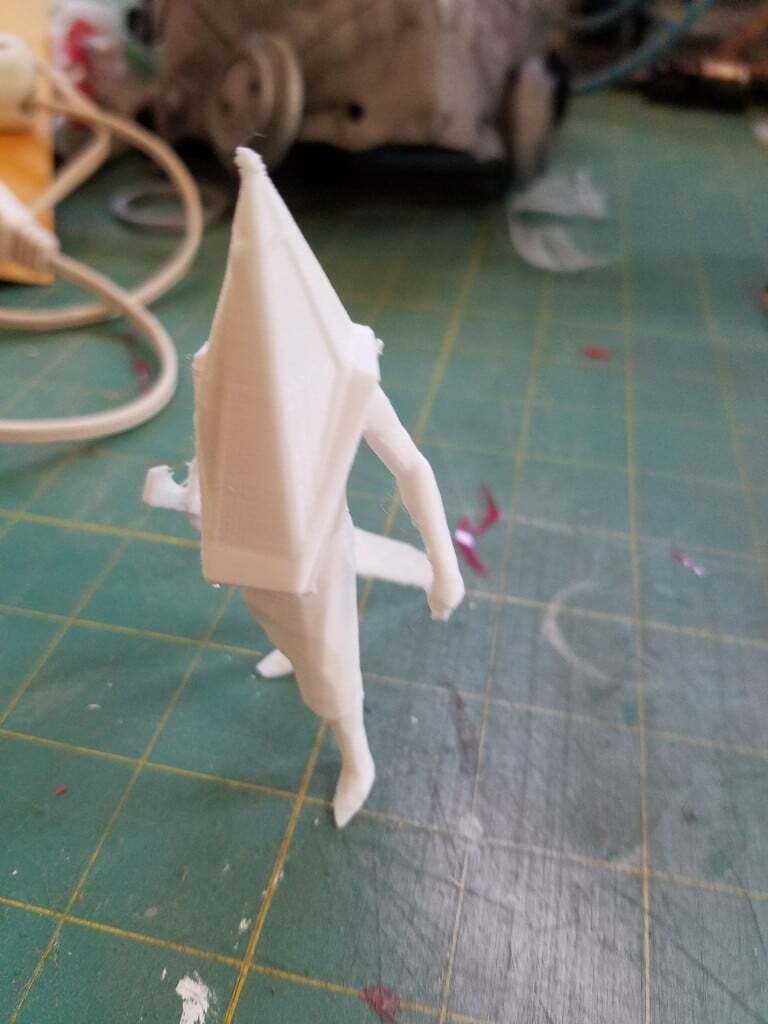 3D printed Pyramid Head - No base・Cults
