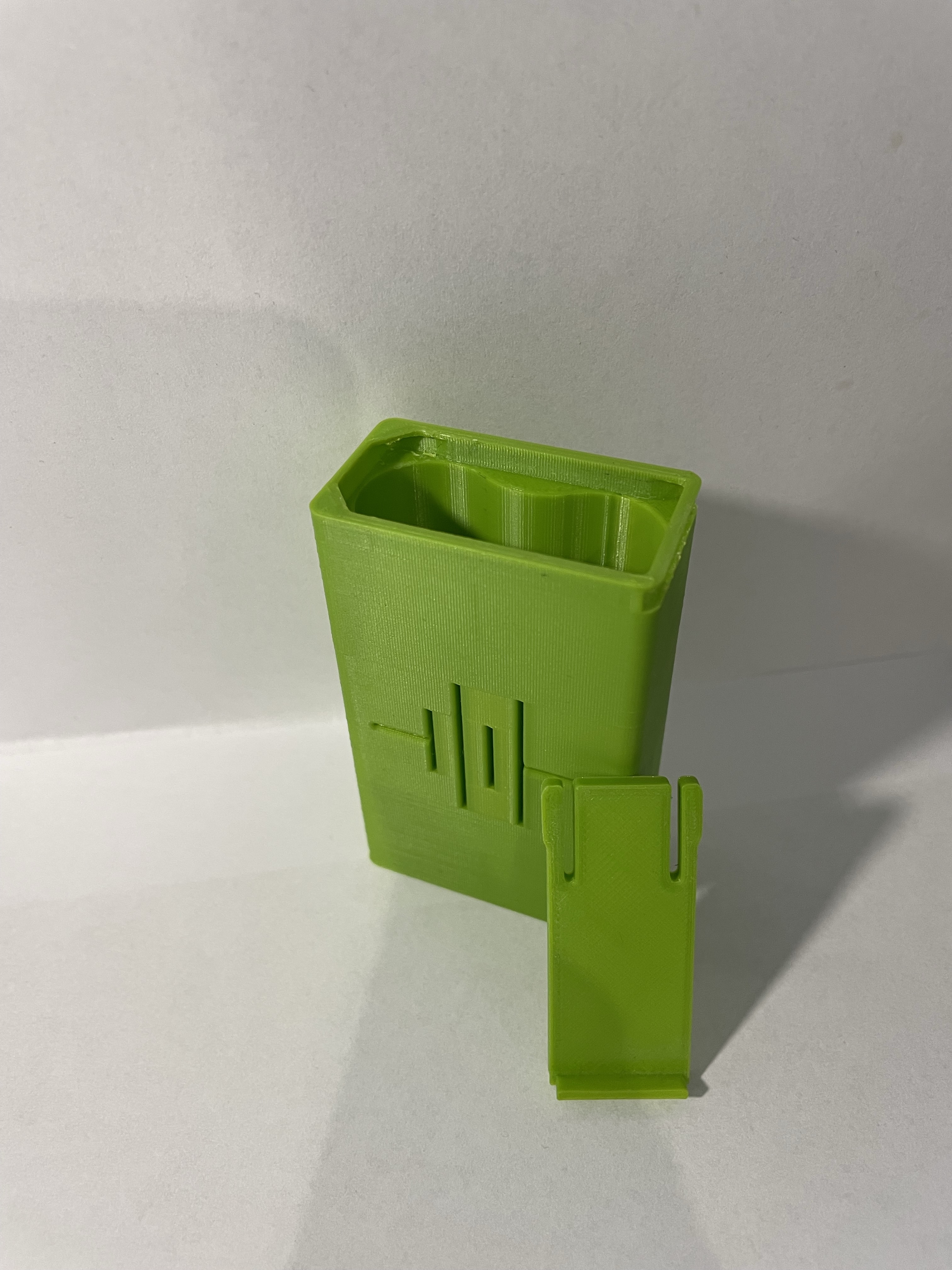 OBJ file Case for 18650 batteries 📱 (3MF)・Template to download and 3D ...
