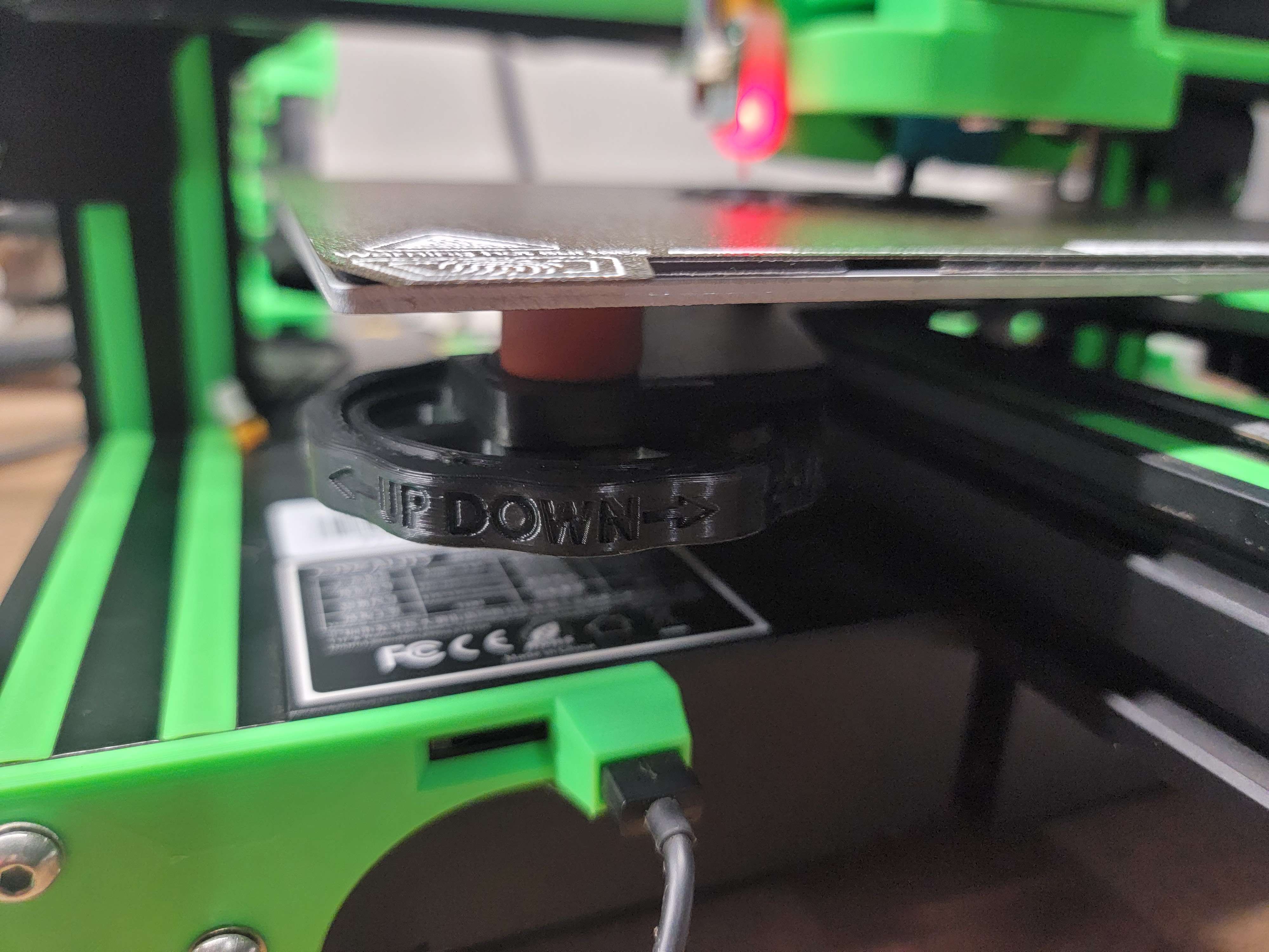 3D printed Ender 3 V2 best locking bed wheels for Klipper TACTILE・Cults