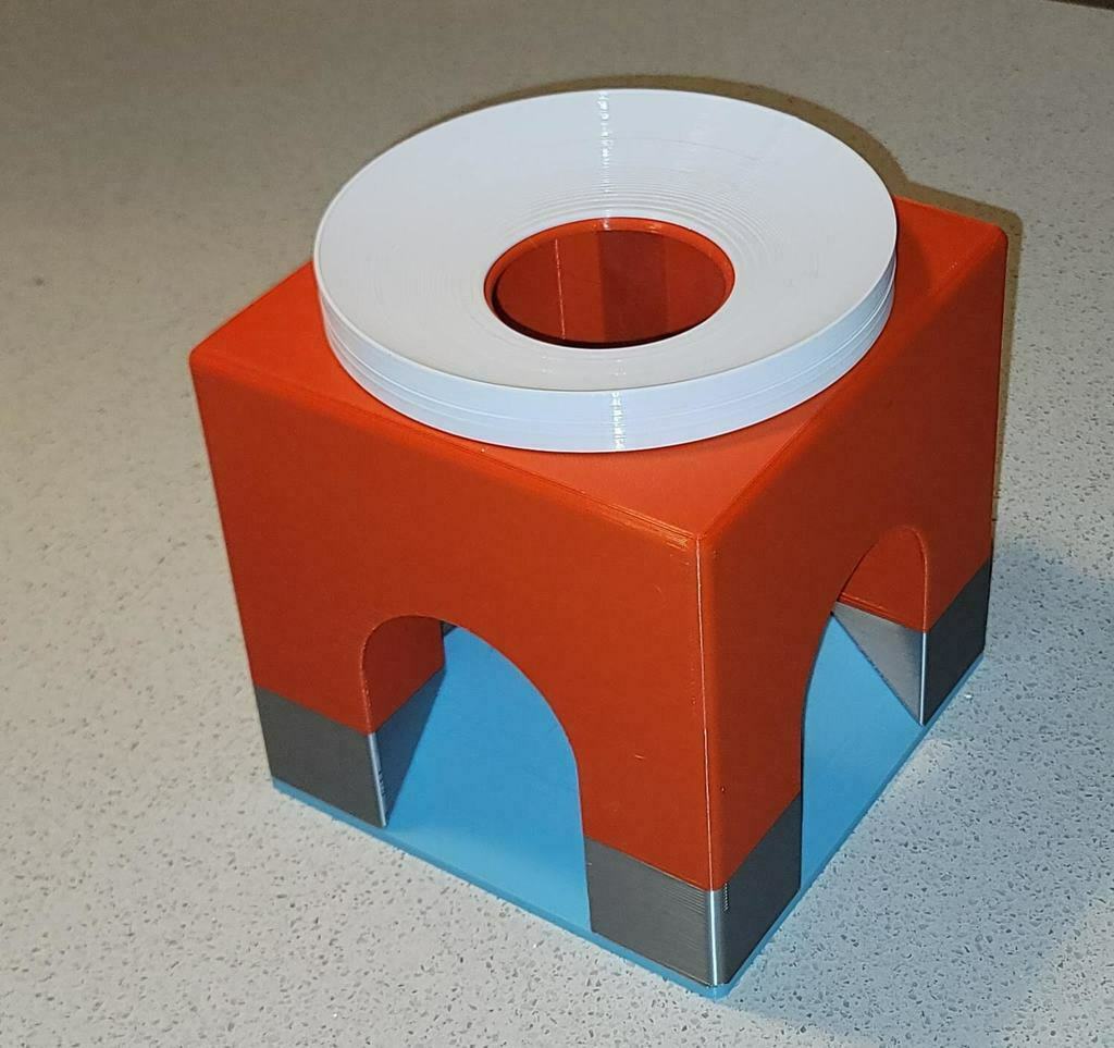 Free 3D file Dog Busy Box 🐕 ・3D print design to download・Cults