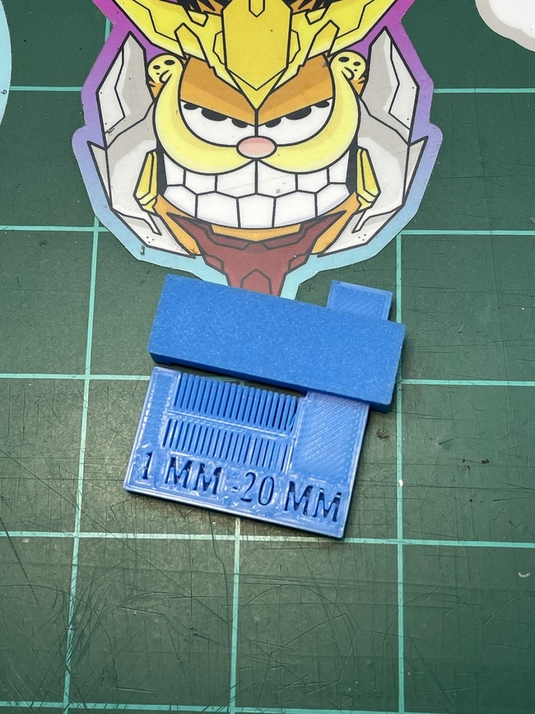 Free 3D file JIg for cutting pla plate 👽 ・3D print design to download・Cults