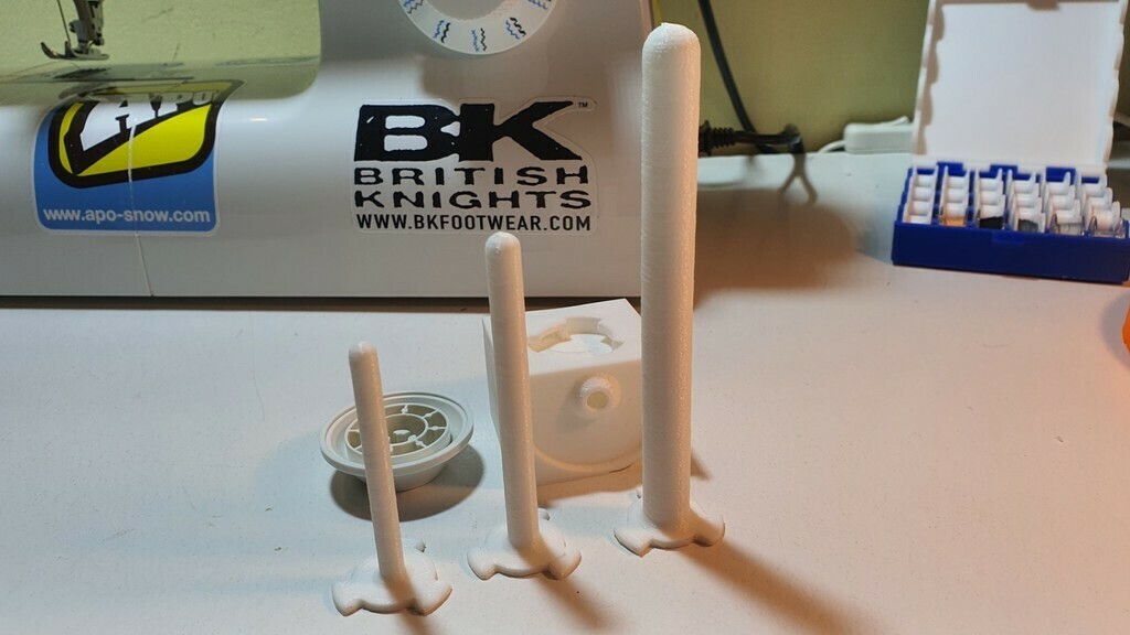 Free 3D file Singer Tradition vertical spool holder (for large, medium ...