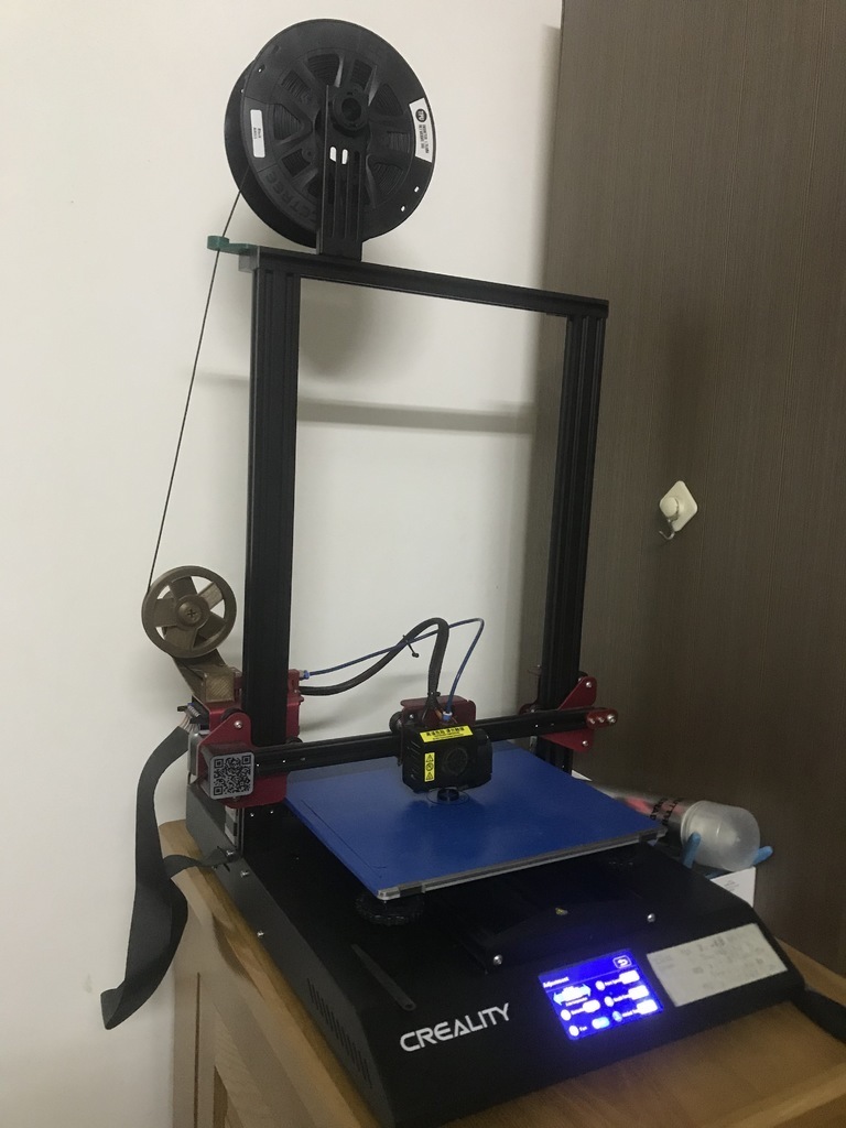 Free 3D file Creality CR10S pro filament guide/feeder 🪢 ・3D printer model to download・Cults