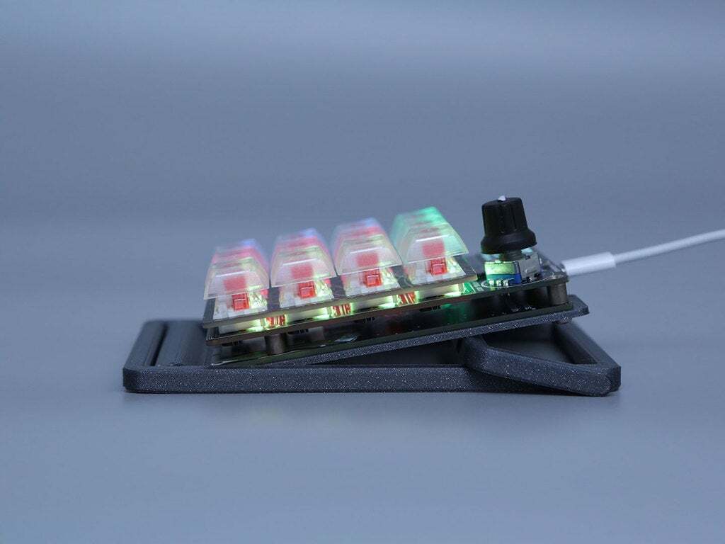 Archivo STL gratis Soporte de impresión MacroPad 🔧 (STEP)・Objeto para ...