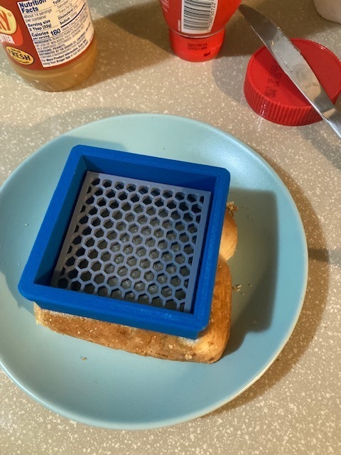 🥪 Crustless Sandwich Maker・Free STL File for ・Cults