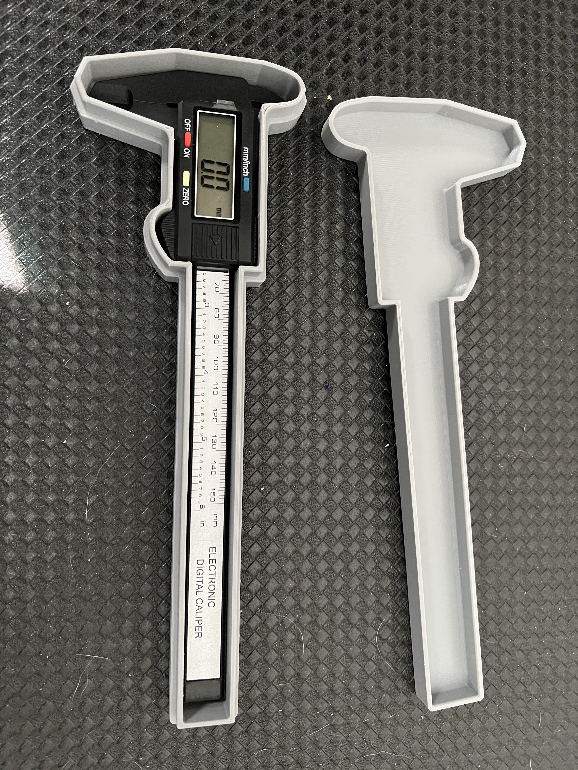3D printing Caliper case・Cults