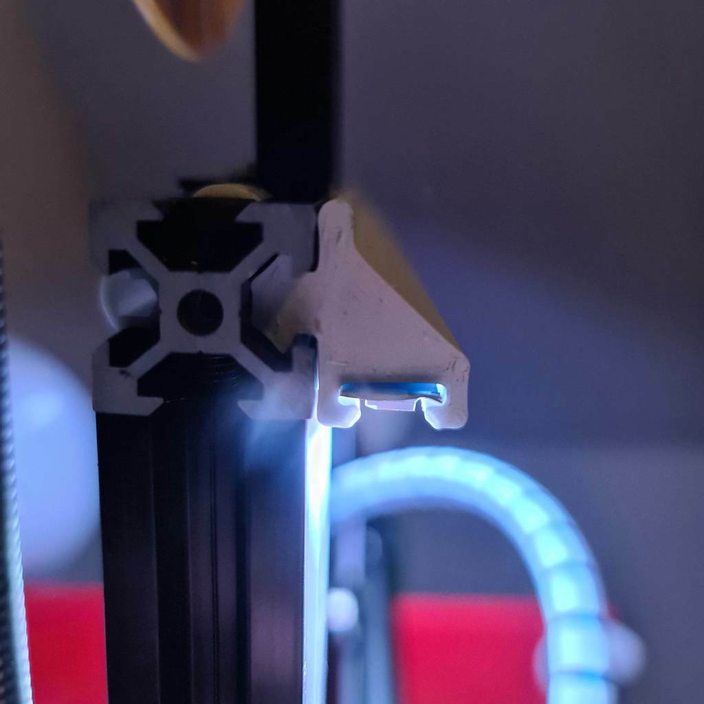 Free 3D file 10mm LED-strip holder for 2020 profile 🧞‍♂️ ・3D printing ...