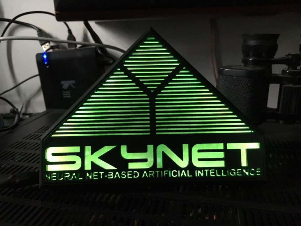 3D printable Skynet light box・Cults