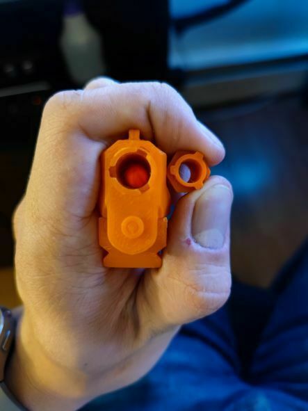 🔫 Loid Forger Gun Prop・Free 3D File for ・Cults