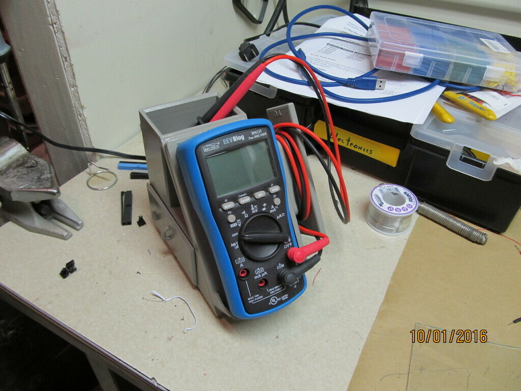 Free 3D file Multimeter Holder Brymen BM 235 🔧 ・3D print design to download・Cults