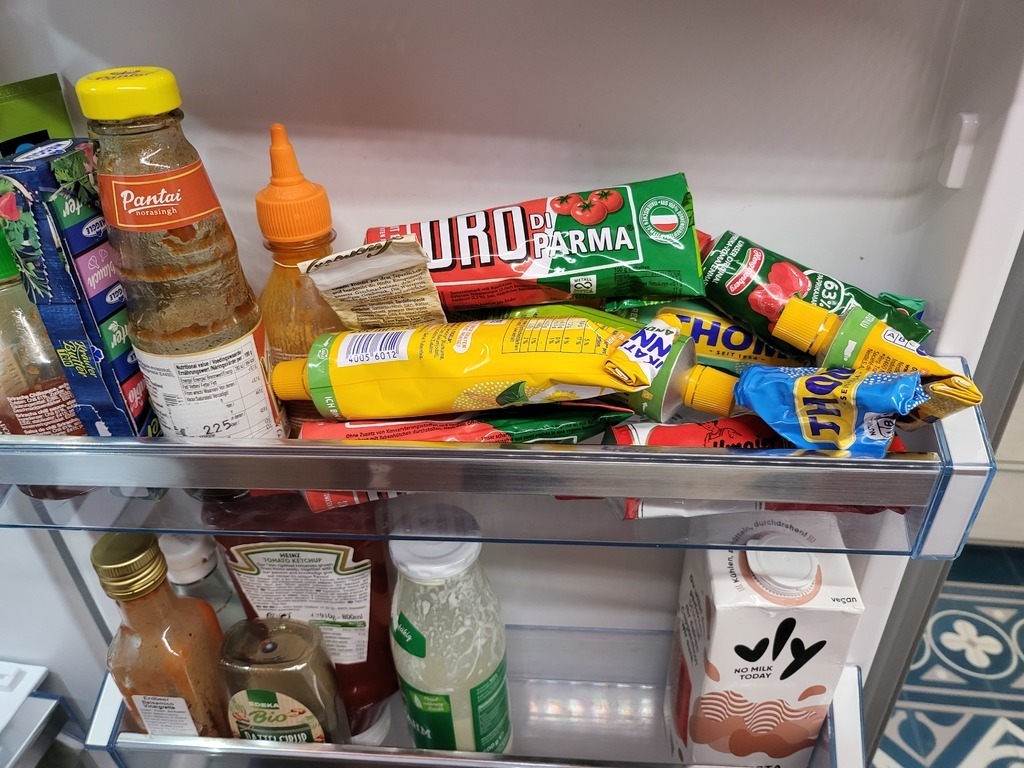 🔪 Tubenständer Kühlschrank Türe / Fridge Tube storage・Free 3D File for ...