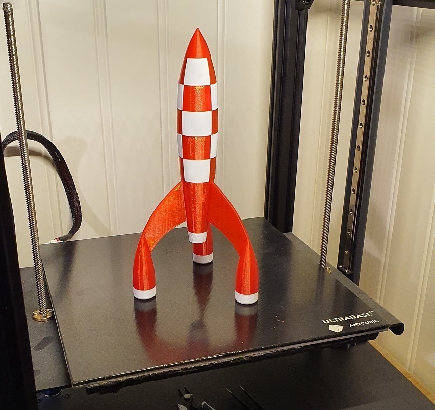 Free 3D file Desktop Rocket TinTin style 🚀 ・Design to download and 3D ...