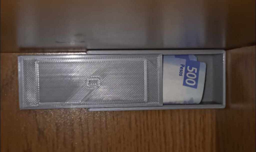 Free 3D file Money stash / box 💰 ・3D printable design to download・Cults