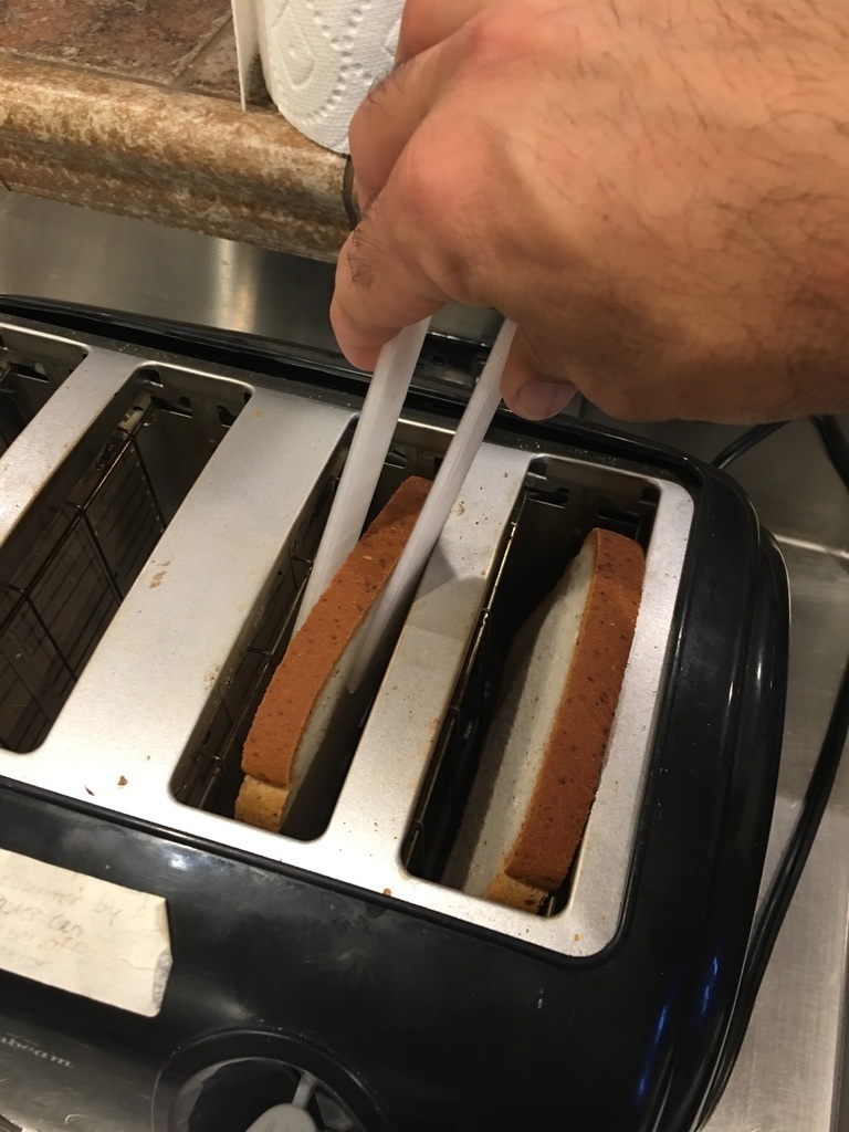 Free 3D file Tongs for bread removal from a Hot Toaster. 🍞 ・3D printing ...