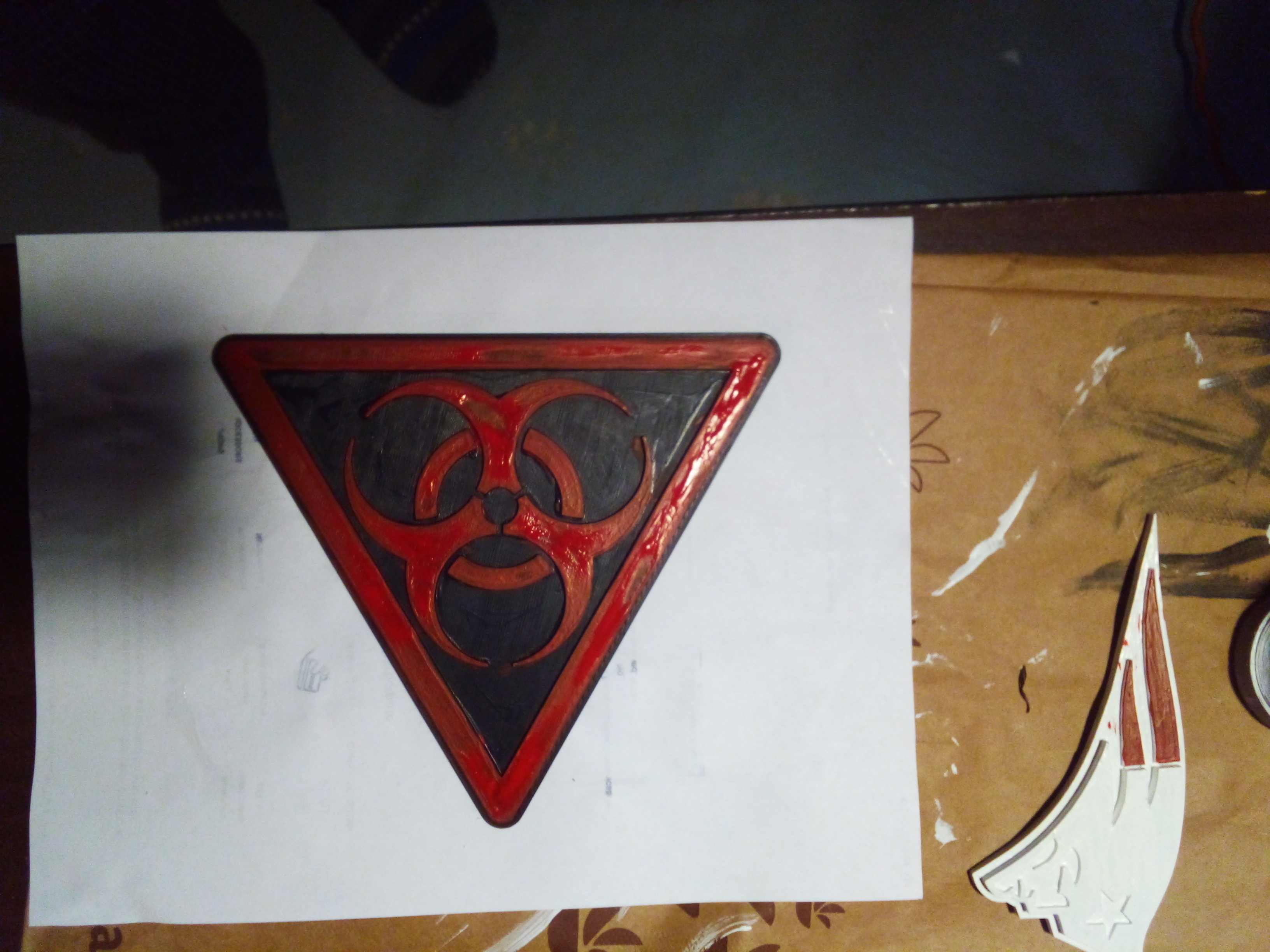 3D printed Biohazard Sign・Cults