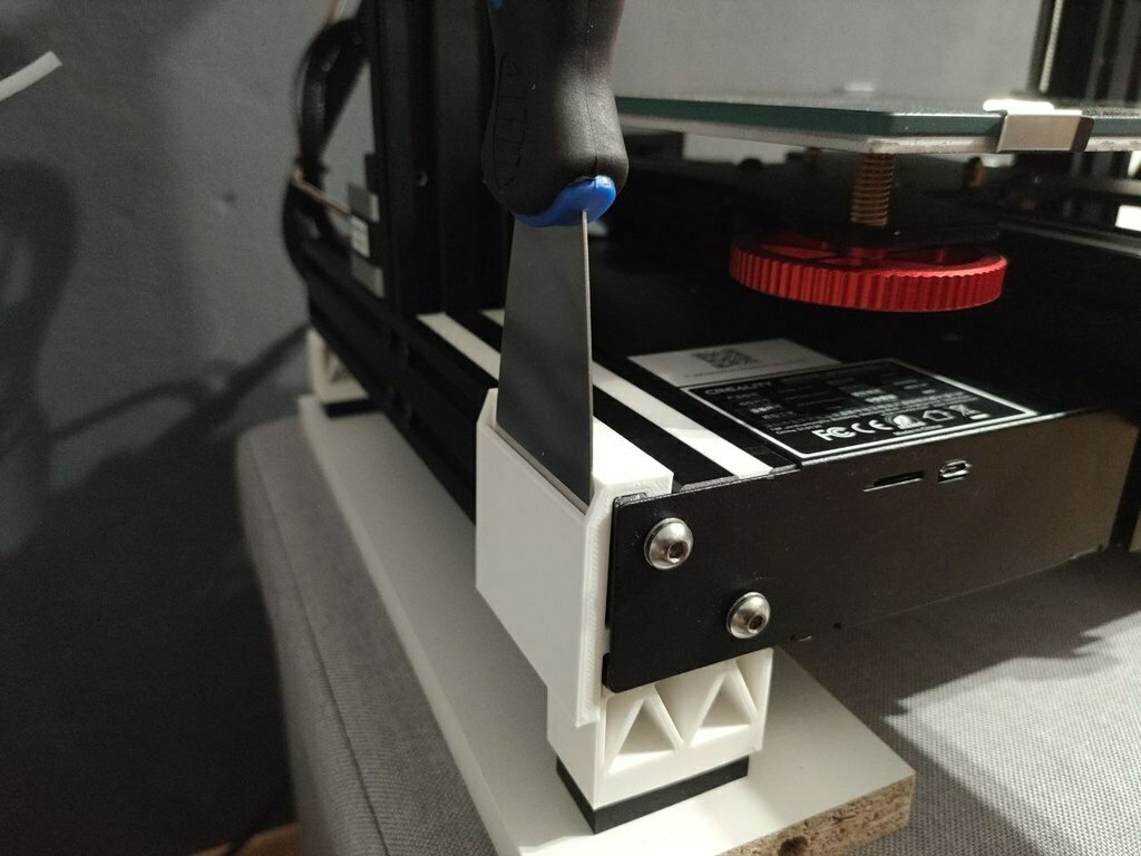 🔧 Scraper holder for Ender 3 v2 (51x1mm)・Free 3D File for ・Cults