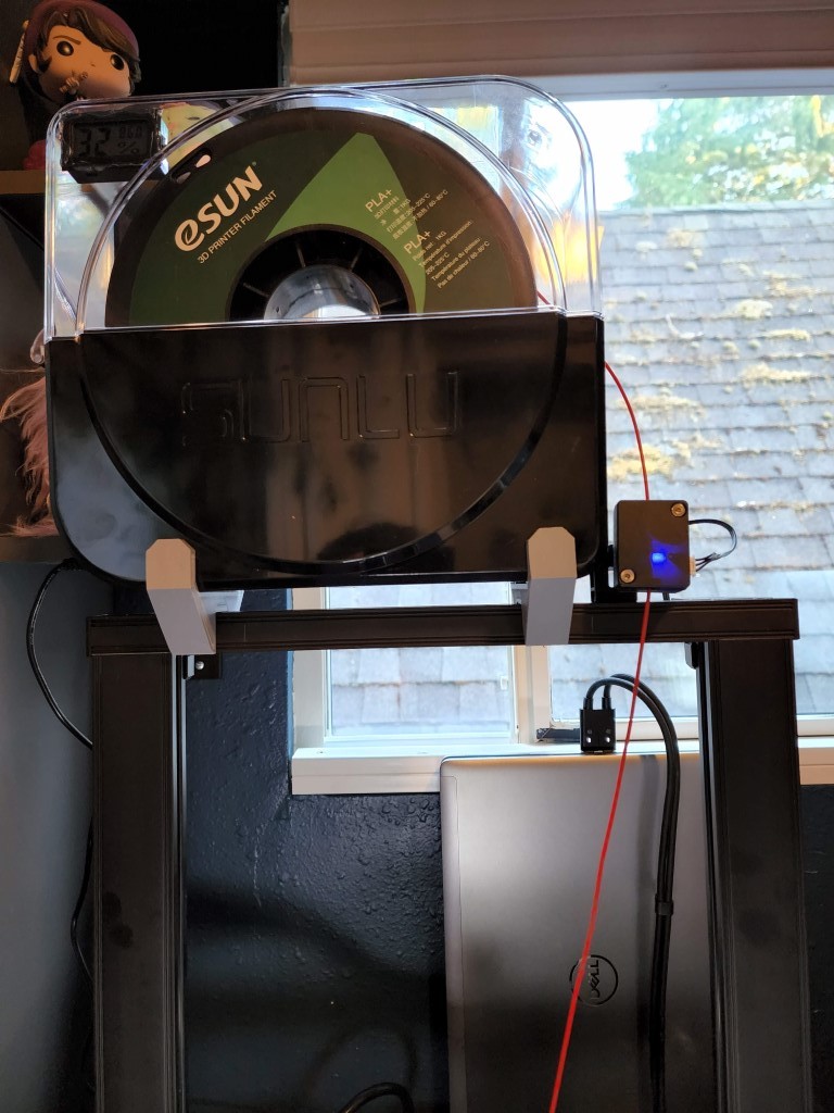 🪢 Clip on filament sensor mount 20x20 extrusion・Free 3D File for ・Cults