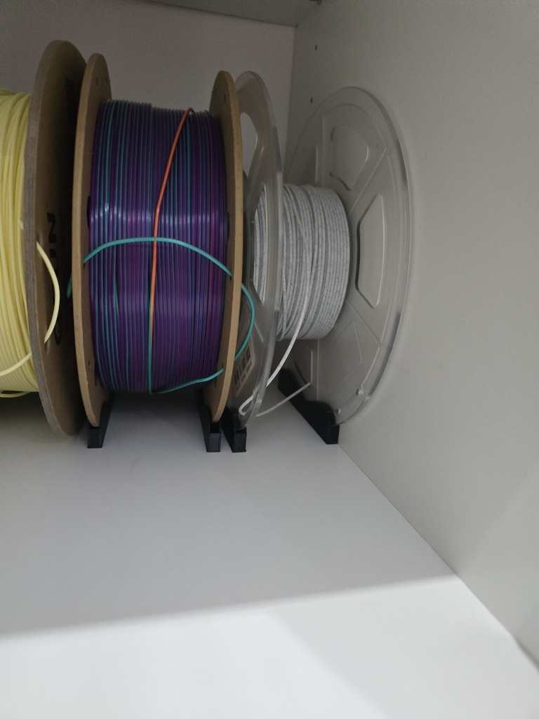 Free 3D file Filament spool holder/stopper 🪢・3D printer model to ...