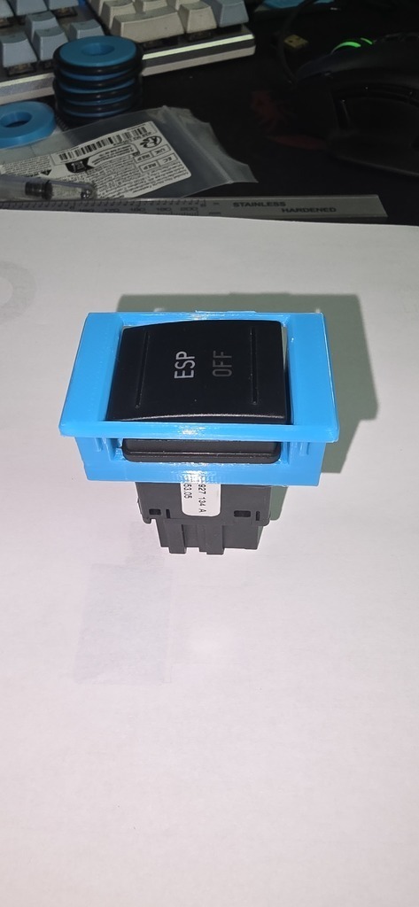 🧤 VW Polo 9N Glove box blank to ESP button・Free 3D File for ・Cults