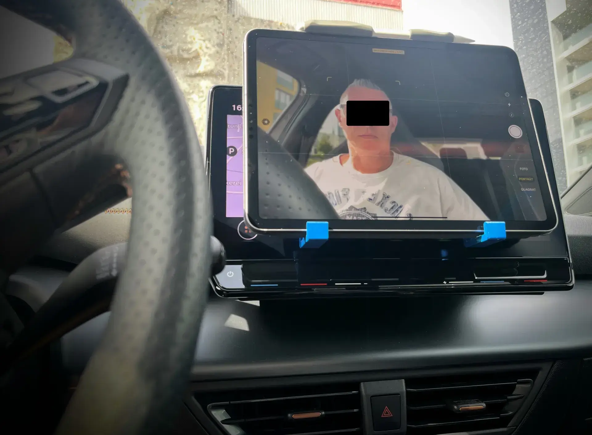 🚗 Cupra Born Tablet Holder・Free 3D File for ・Cults