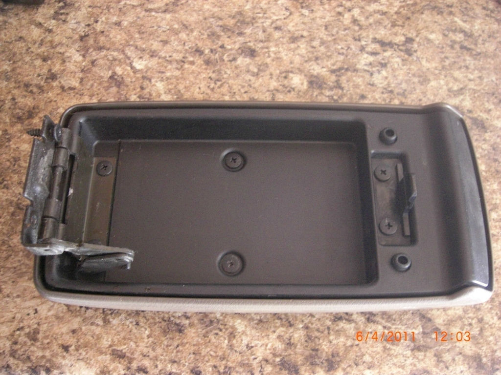 💪 Honda Civic 92-95 Armrest Arm Rest Latch・Free 3D File for ・Cults