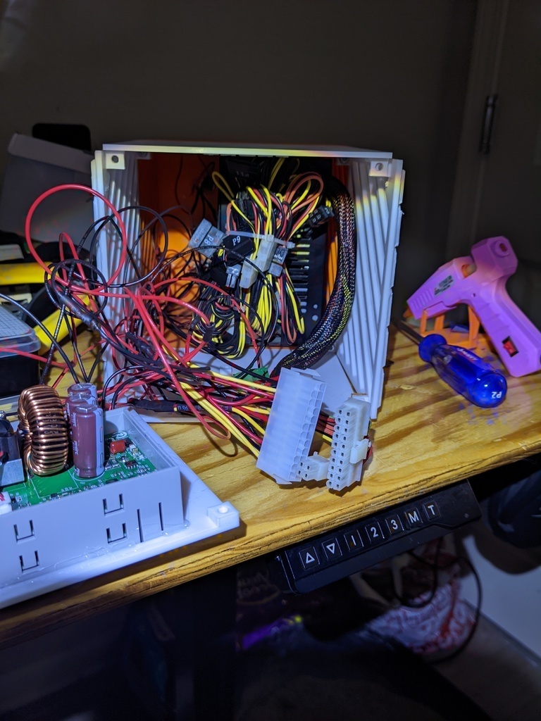Free 3D file DIY Power Supply 🧑‍🔧・Object to download and to 3D print・Cults