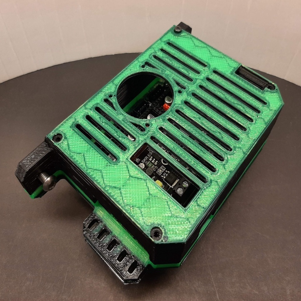 Free 3D file SKR Mini E3 Enclosure for 2020 or 3030 🧞‍♂️・3D printer ...
