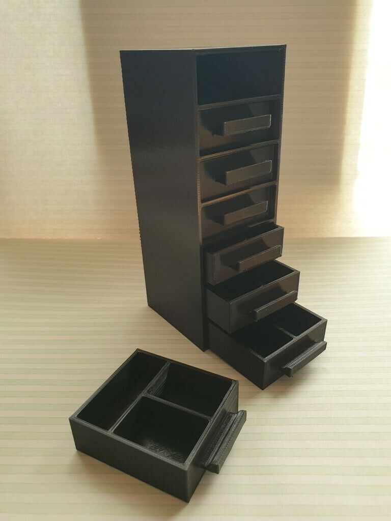 Free 3D file Pill Box 💊 ・3D printable object to download・Cults