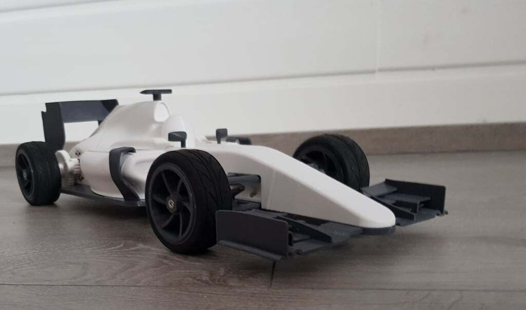 3D printing OpenRC F1 car - 1:10 RC Car・Cults