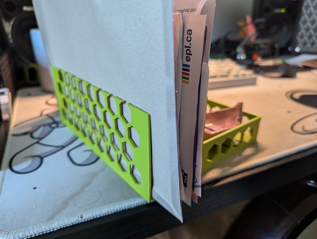 📁 File / Paper Holder w/ Storage Tray・Free 3D File for ・Cults