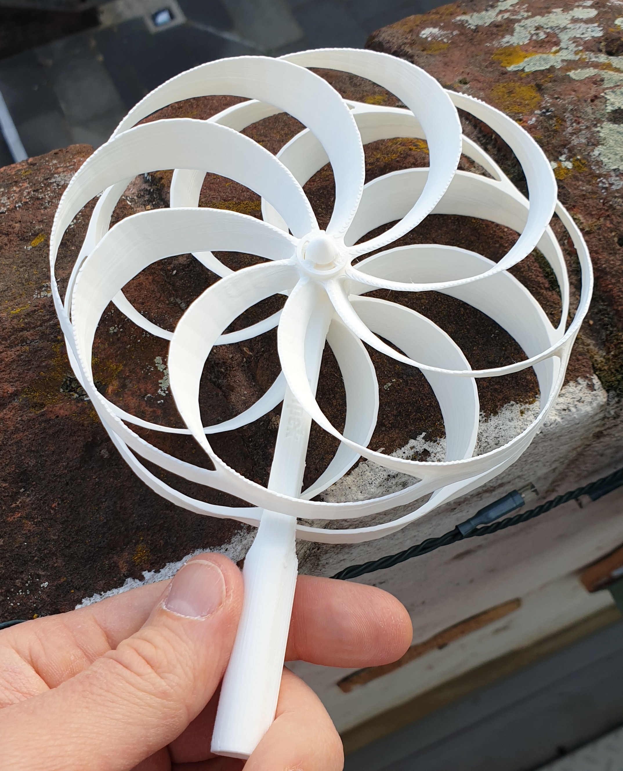 3D print Optical Illusion Pinwheel v2.5・Cults