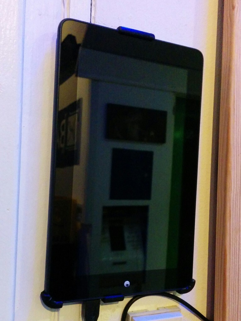 Free 3D file Amazon Fire Tablet 7" Wallmount 🔥 ・3D printer design to ...