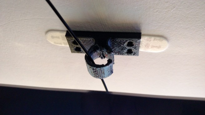 Free 3D file Wall Mount Filament guide 🪢・3D printing idea to download・Cults