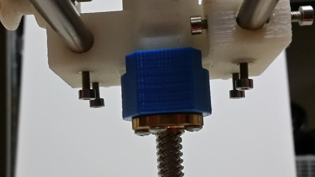 Free 3D file Threaded Rod to Lead Screw Adapter - Made for MakerGear ...