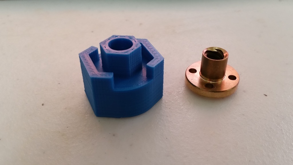 Free 3D file Threaded Rod to Lead Screw Adapter - Made for MakerGear ...
