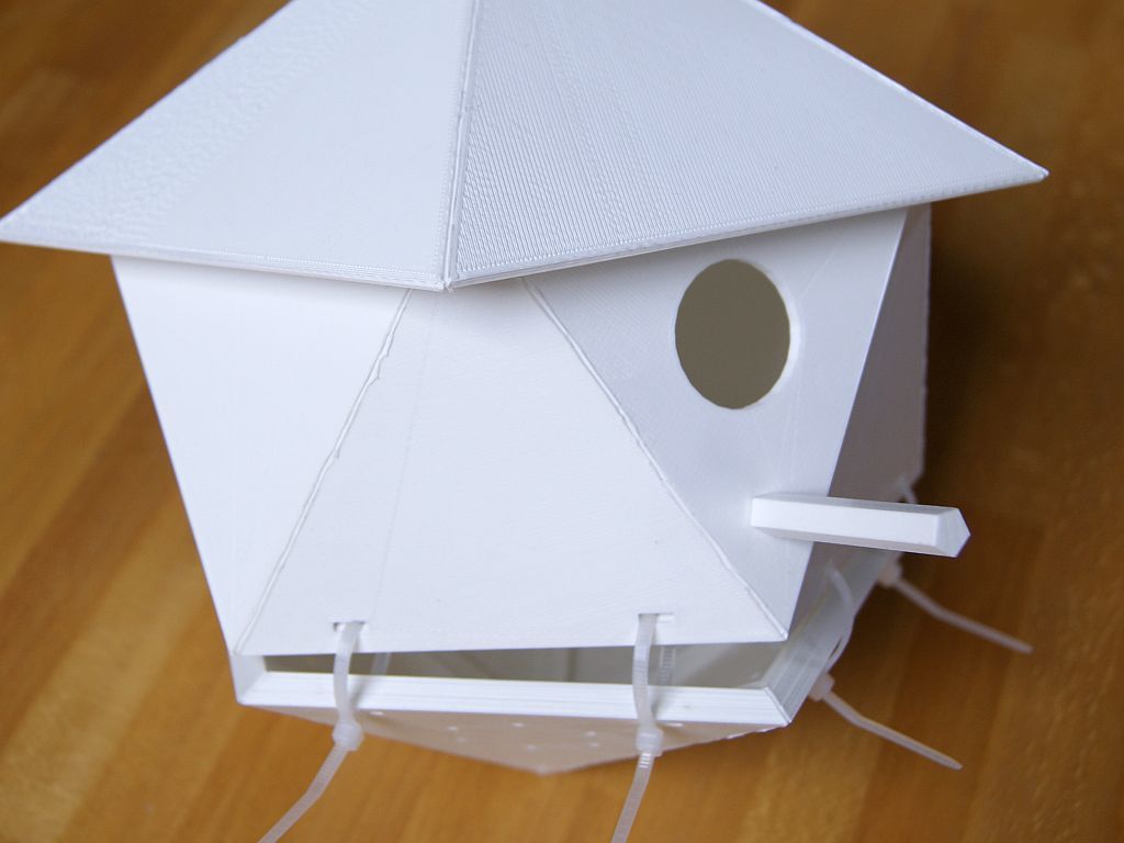 Free 3D file Icosahedron nest box / bird house 🪺 ・3D printing design to ...